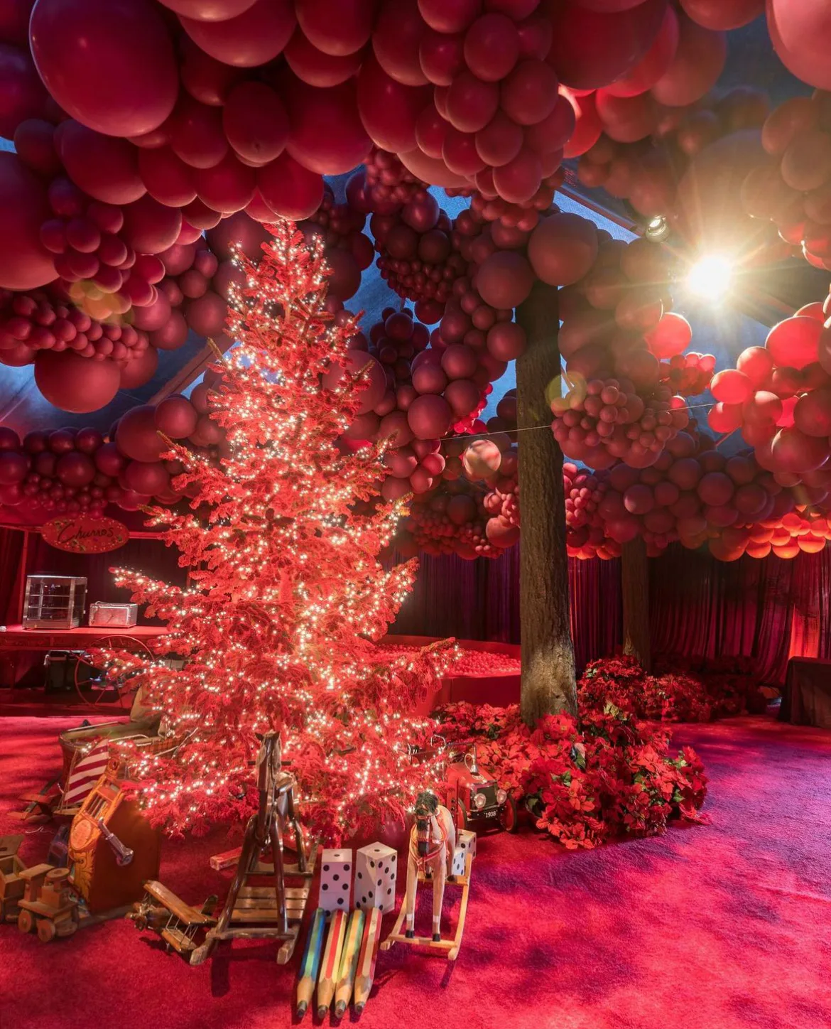 Kourtney Kardashian's Red Christmas Trees Are A Gothic 2023 Trend