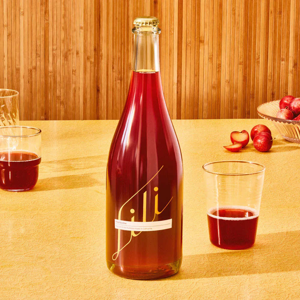 17 Best Non-Alcoholic Champagne Options For Celebrating