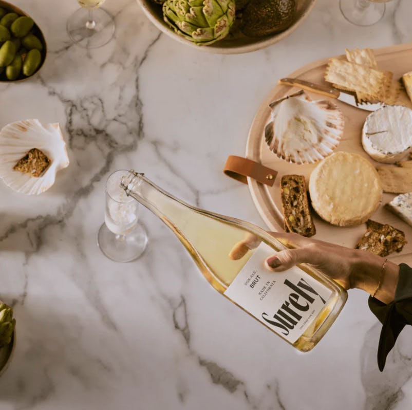 17 Best Non-Alcoholic Champagne Options For Celebrating