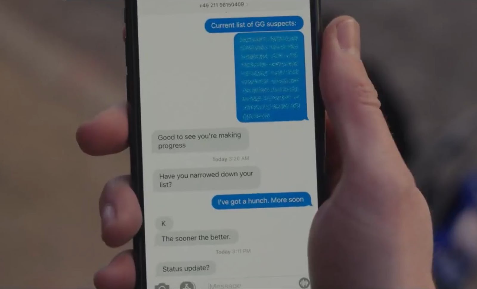 Who Is Mike Texting On 'Gossip Girl'? 5 Theories