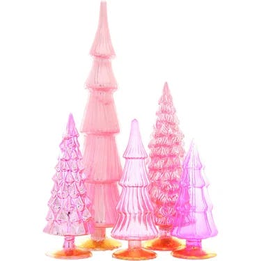 My Pink Christmas Tree Made My Maximalist Holiday Dreams Come True