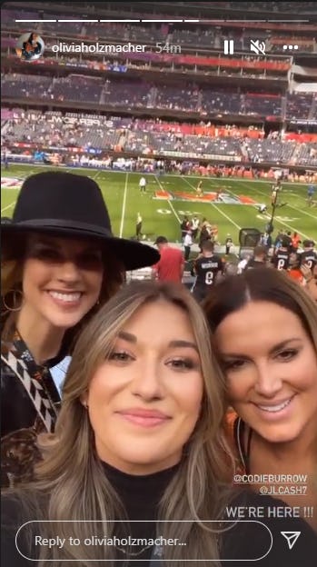 Olivia Holzmacher’s Instagram For Joe Burrow At Super Bowl 2022 Is So ...