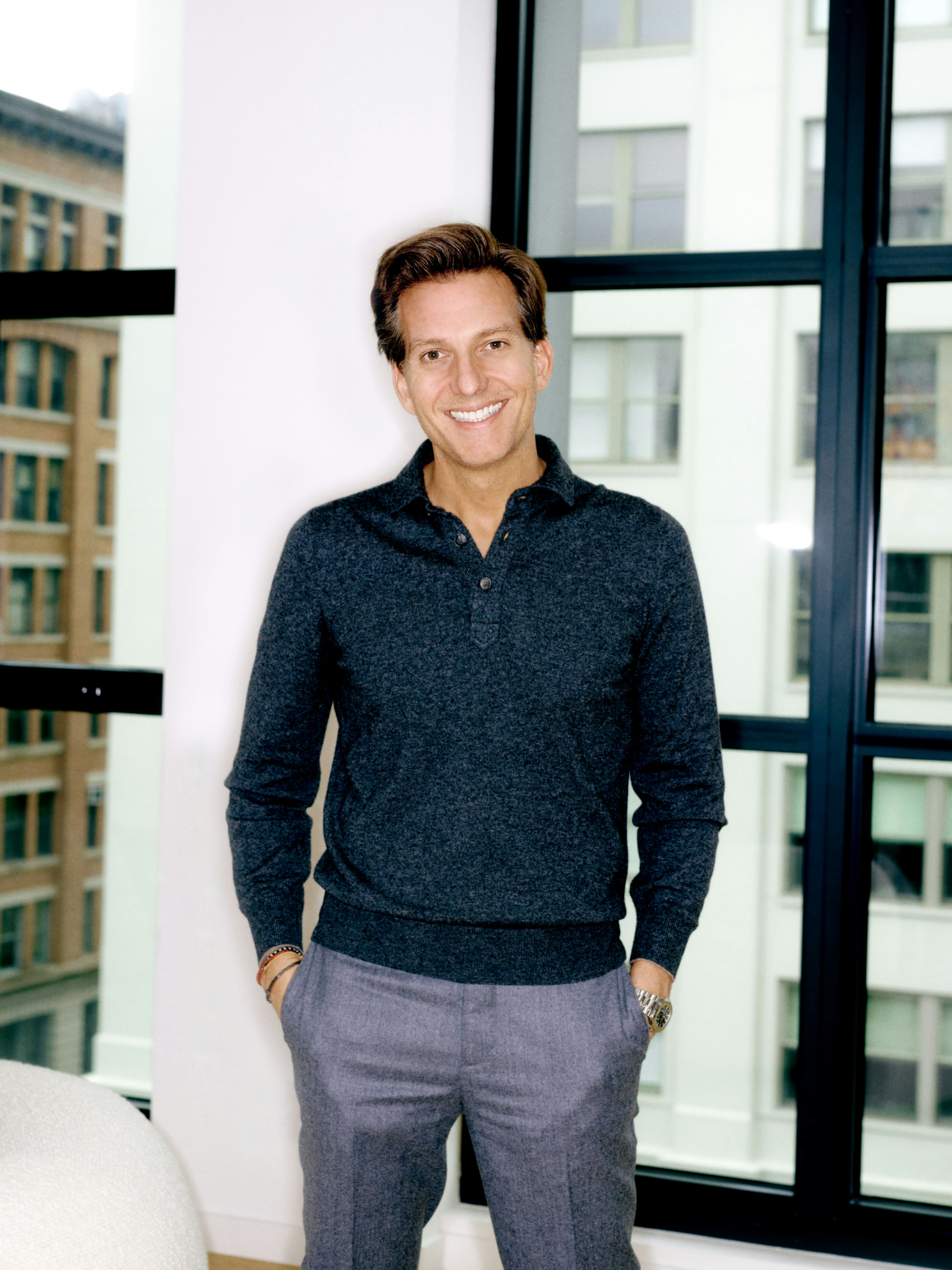 Dr. Apa Is The Dentist Behind Instagram's Most Natural Veneers