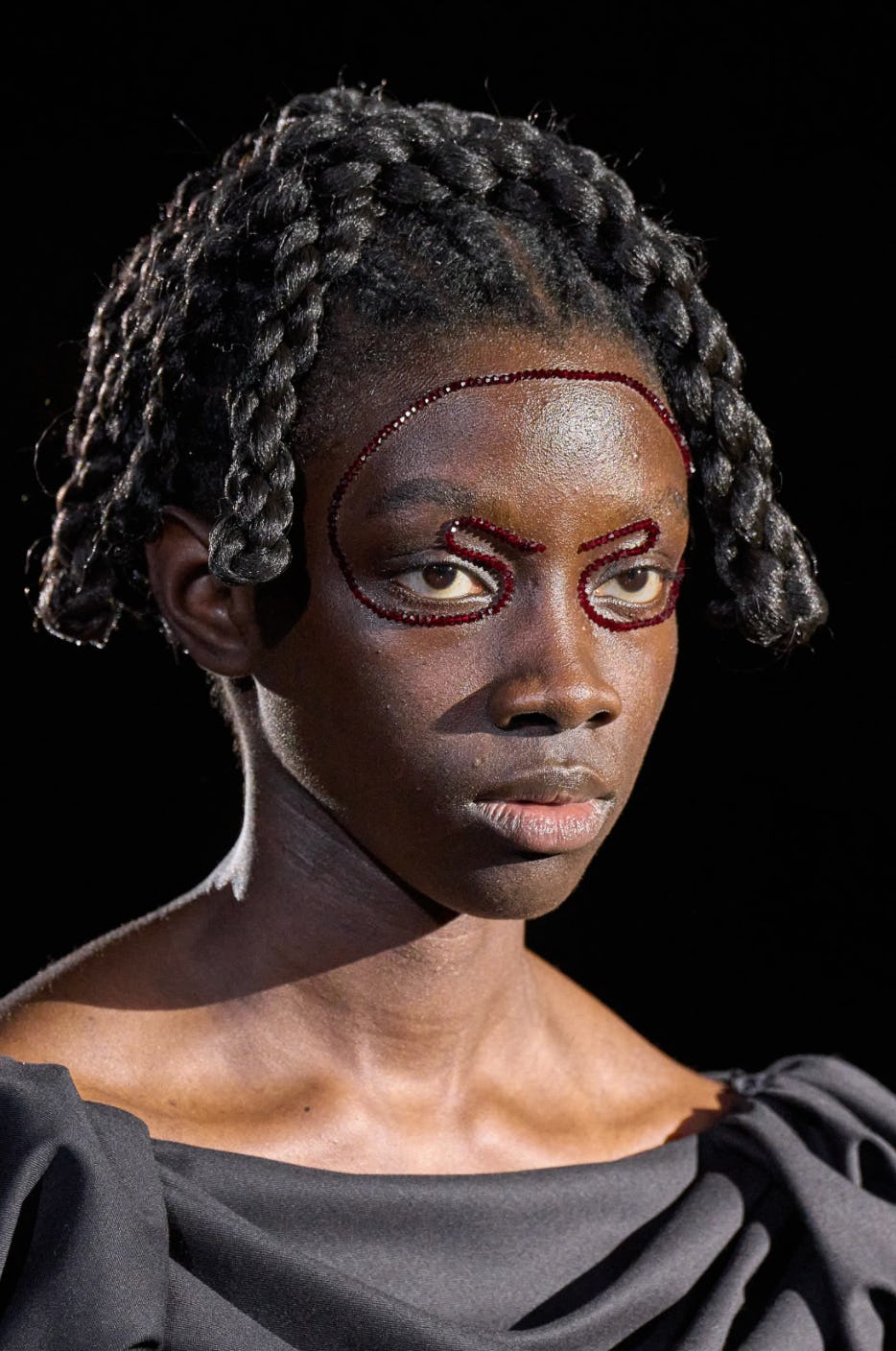 At Simone Rocha, Face Jewels Are The Statement Accessory Replacing ...