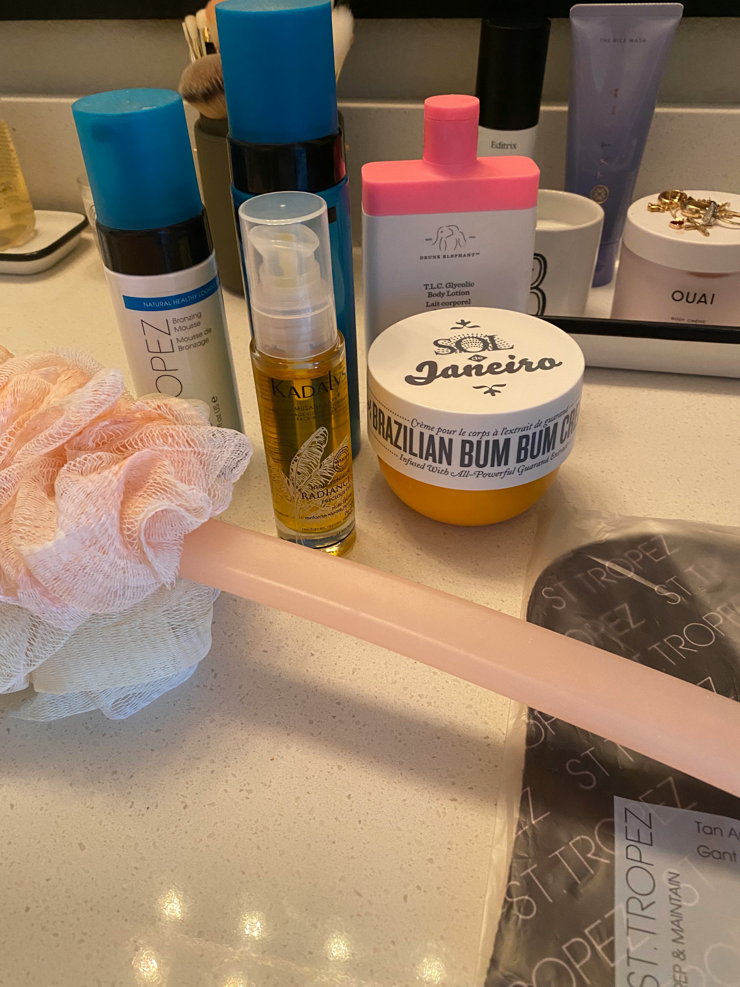 Best Self-Tanner Routine For Long-lasting, Even Golden Color