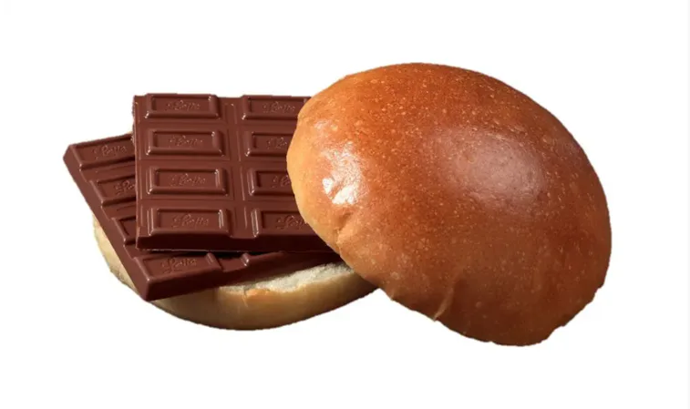 This half-assed 'chocolate burger' is the perfect Valentine's meal