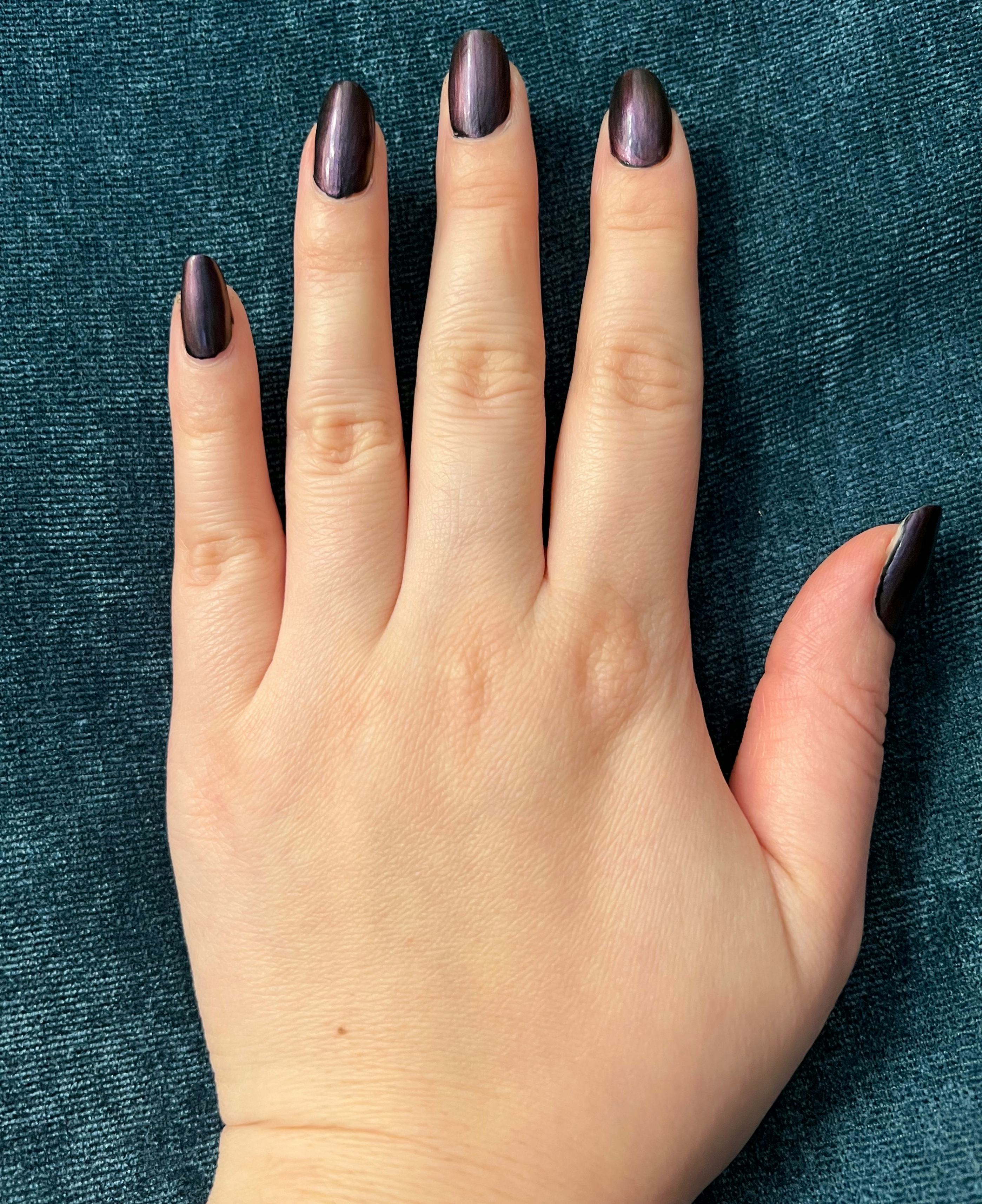 MGK's UN/DN LAQR: Chrome Nail Polish Review, Price, & Where To Buy