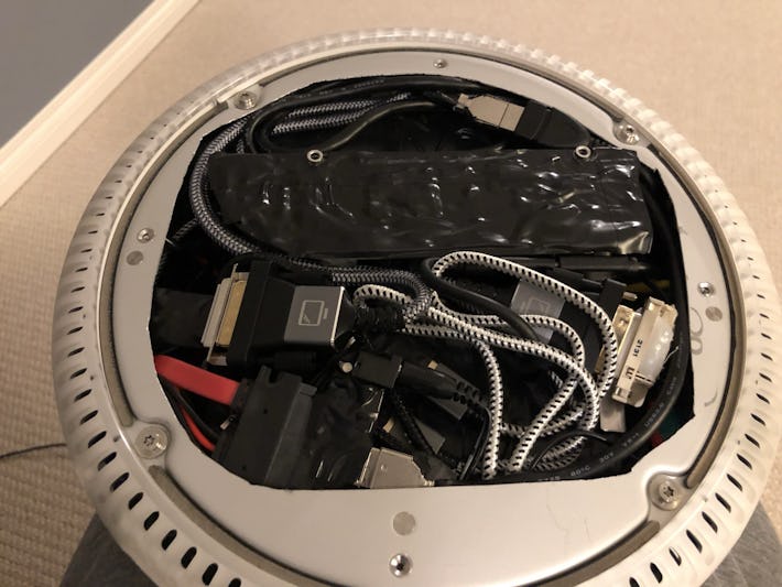 Modder transforms Apple’s iconic iMac G4 into fully functional M1 iMac