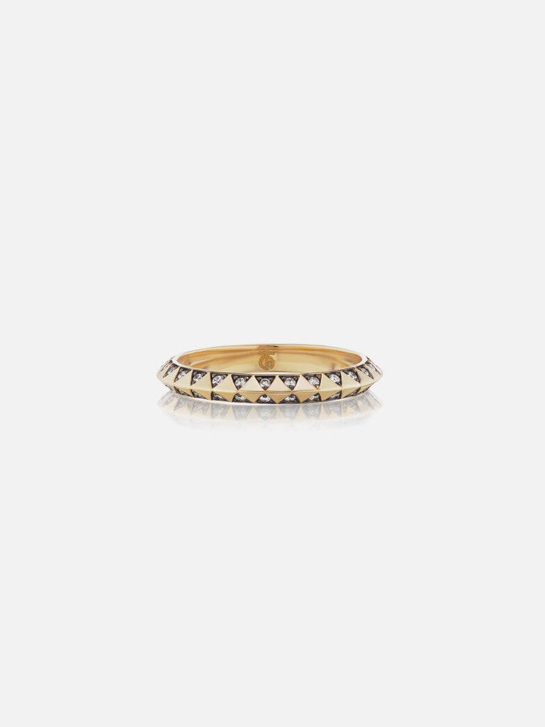 Knife-Edge Rings Are Trending For Edgy Stacking & Bridal Style