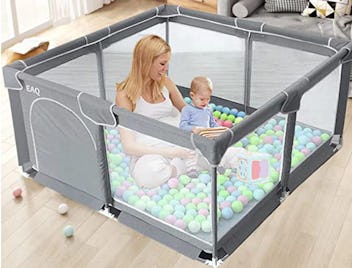 The Best Play Yards & Playpens To Keep Your LO Contained Anytime, Anywhere