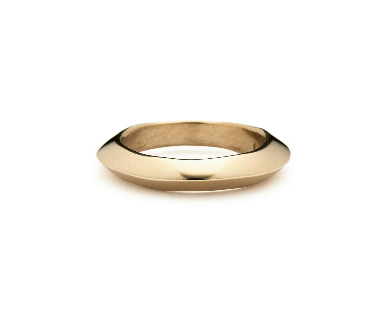 Knife-Edge Rings Are Trending For Edgy Stacking & Bridal Style