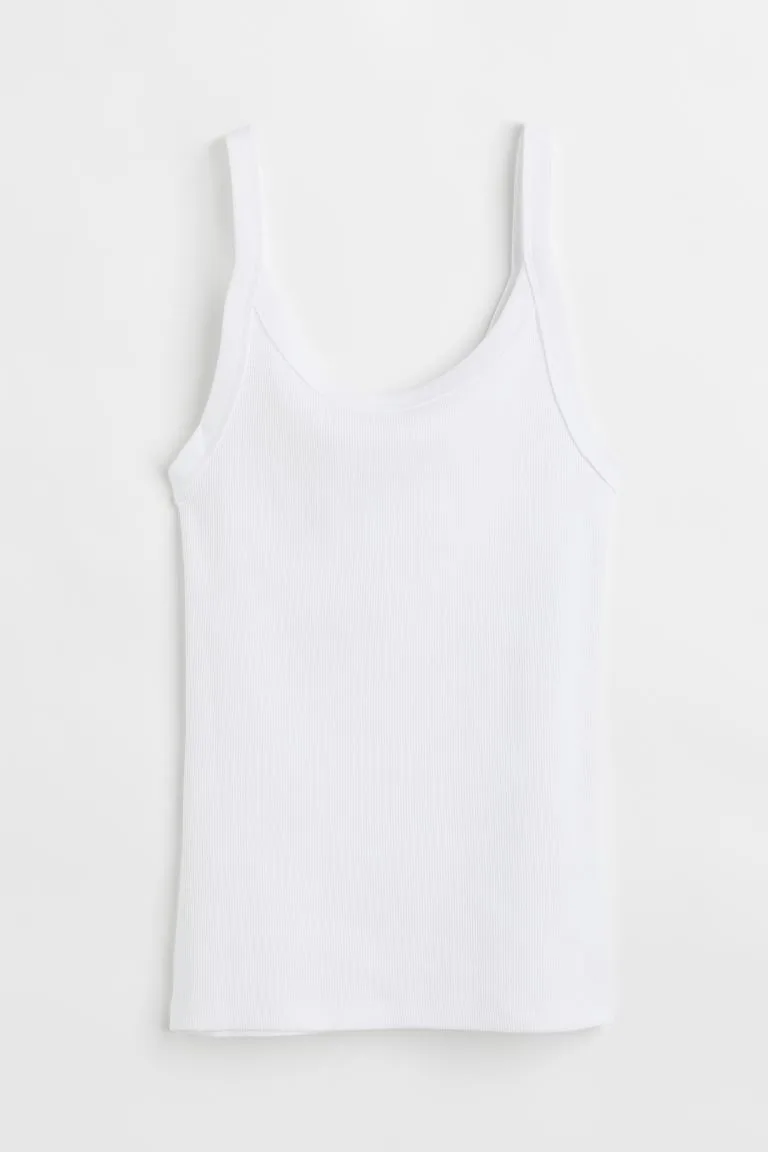 Bella Hadid’s White Tank Is Her Trusty Everyday Staple