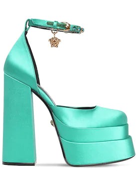 2022’s Platform Shoe Trend Inspires You To Reach New Heights