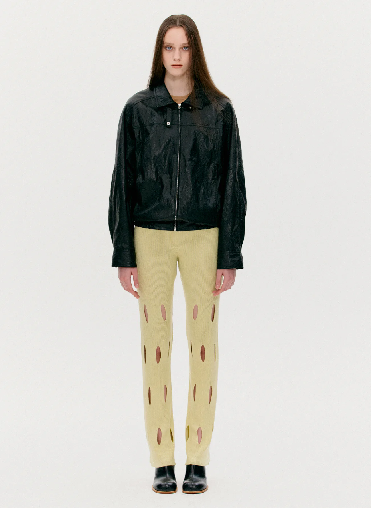 30 Trendy April Outfit Ideas For Spring 2022