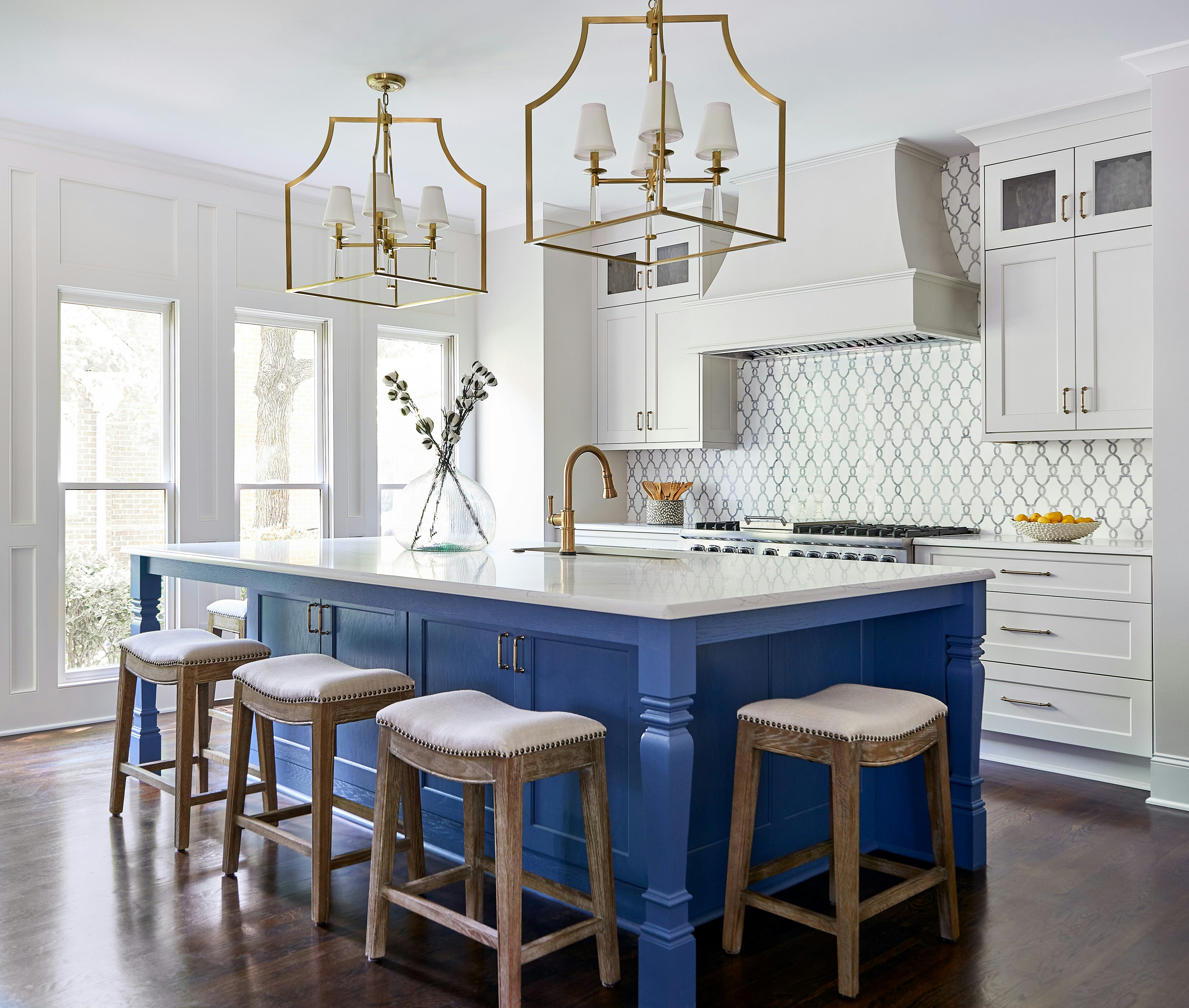 5 Unusual Paint Colors Interior Designers Love To Use