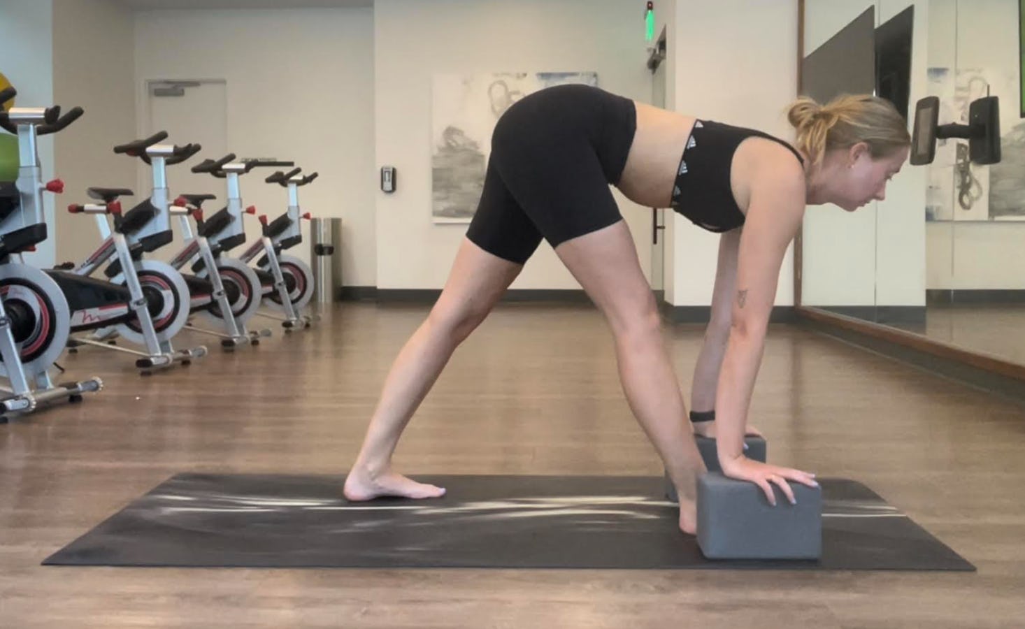 5 Yoga Hamstring Stretches That'll Loosen Up Your Legs