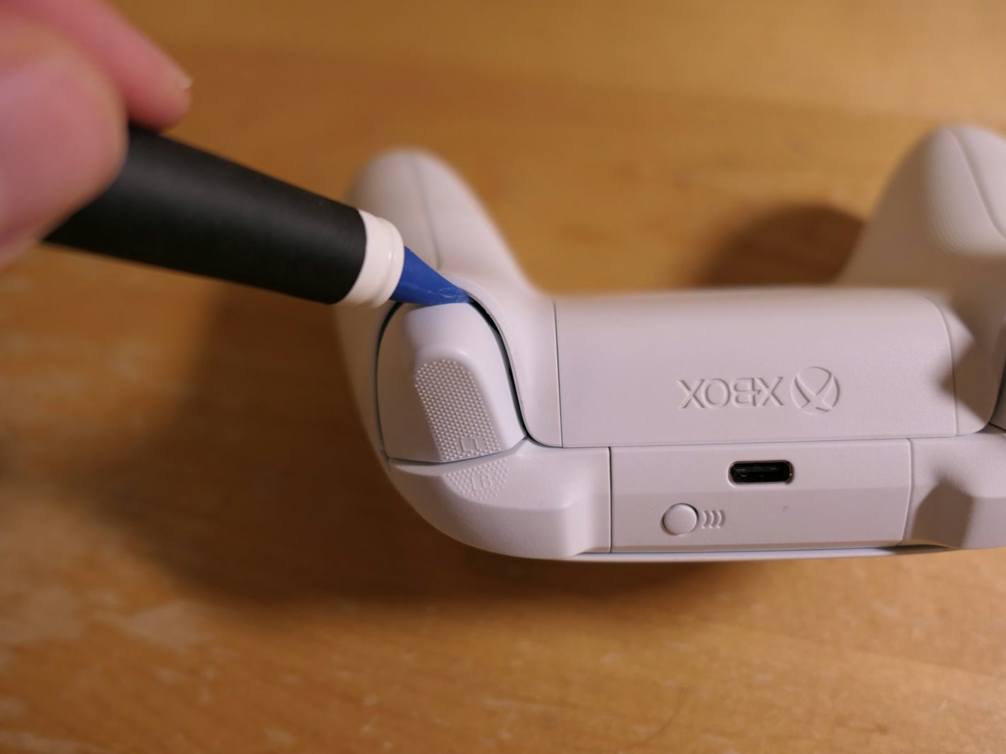 The correct way to clean your Xbox, PlayStation, and Nintendo controllers