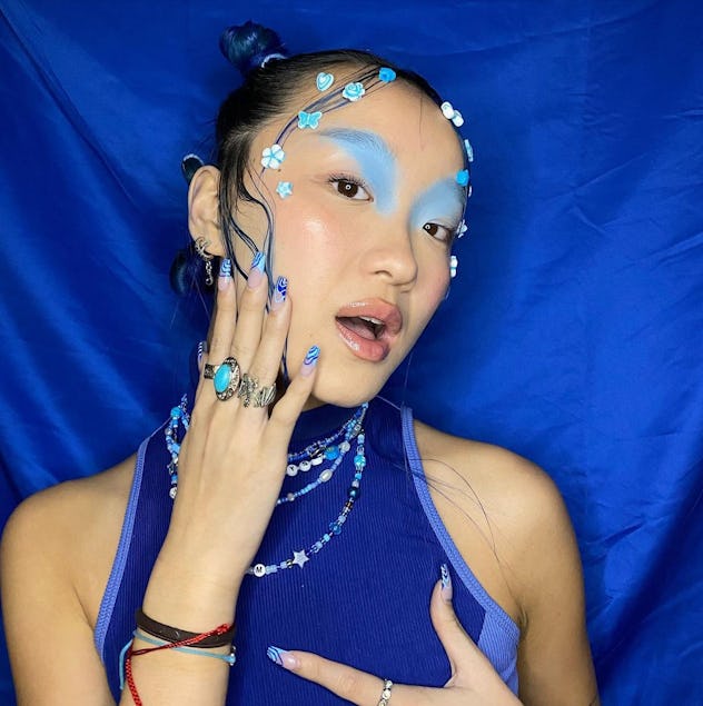 11 E-Girl Hairstyle Trends That Basically Scream Y2K