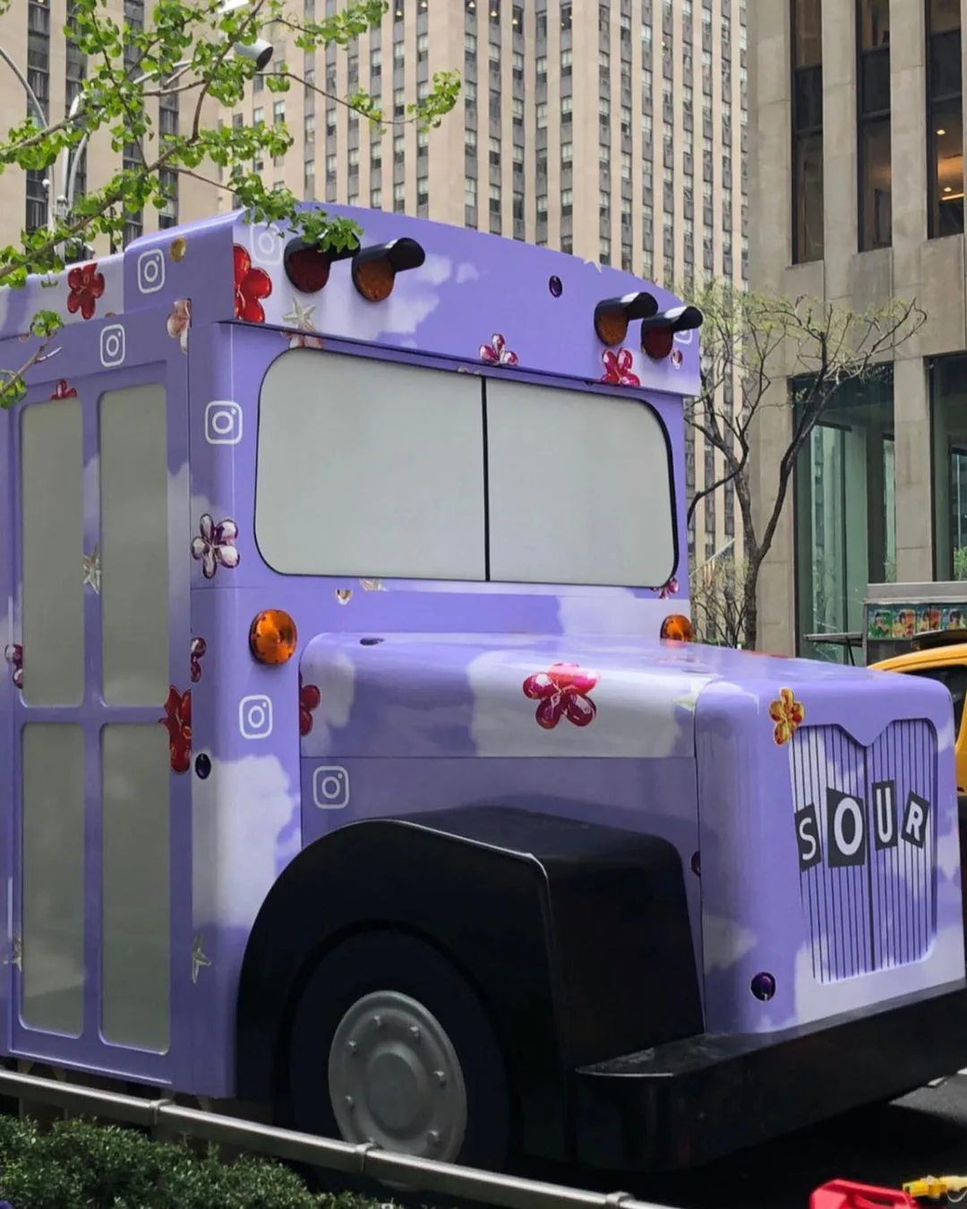Olivia Rodrigo's 'Sour' Tour Bus Experience Is So Insta-Worthy