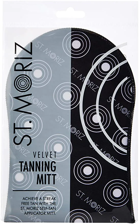 How To Self-Tan Like A Celebrity, According To Pro Spray Tan Artists