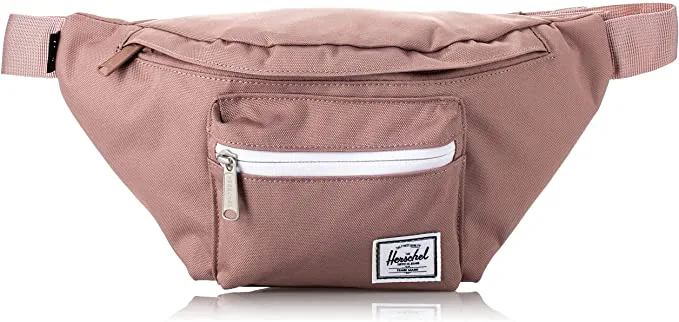 The 12 Best Fanny Packs For Moms