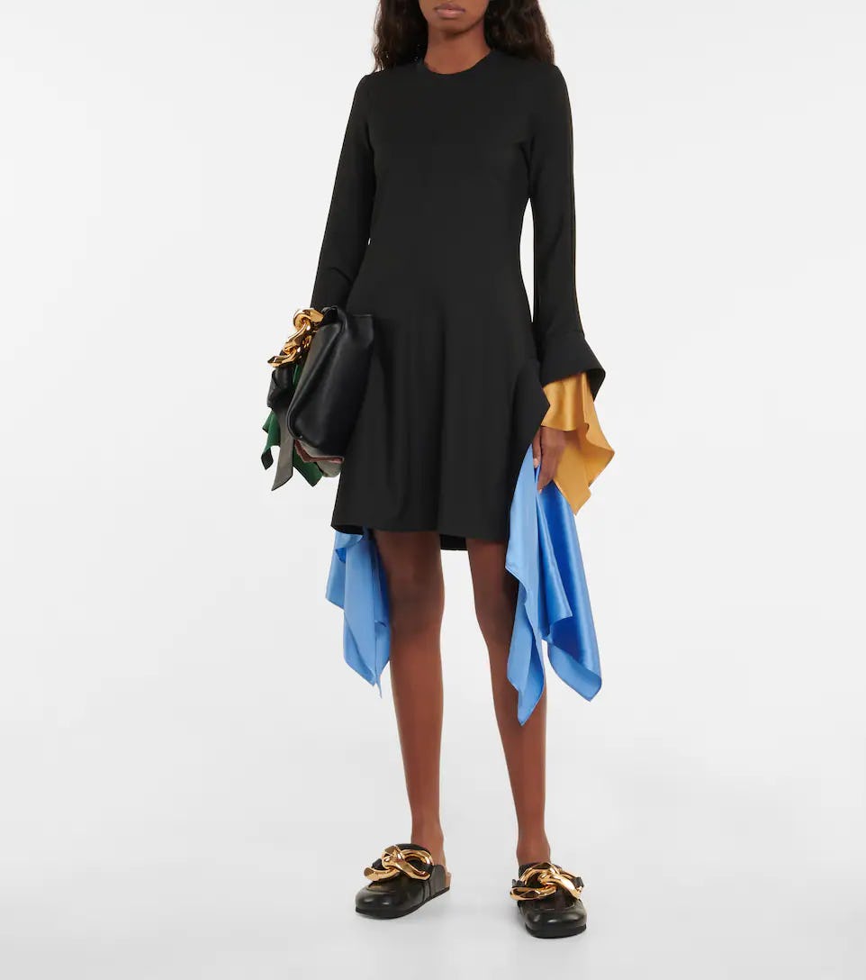 Why Trailing Fabric Is The Perfect Microtrend For 2022