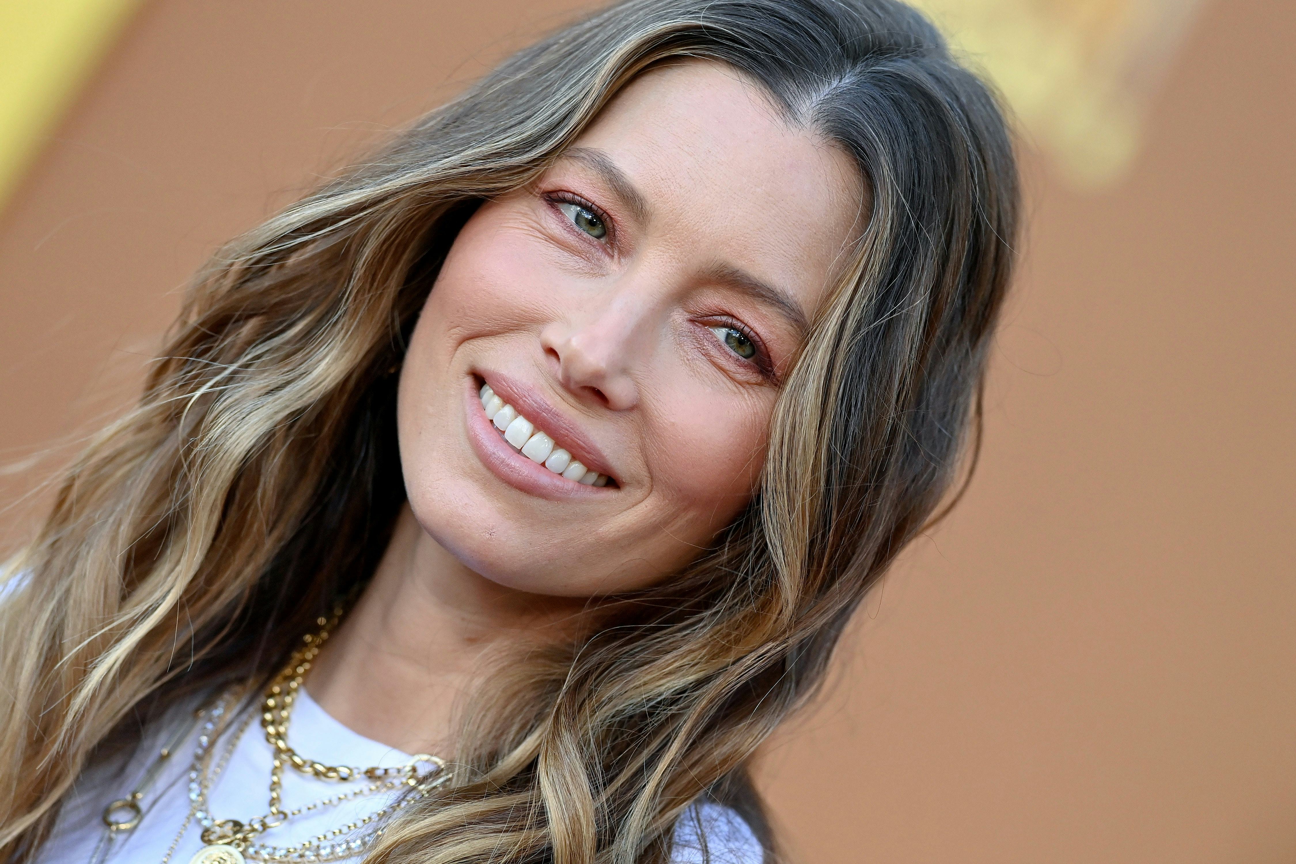 Jessica Biel Wears All White To The Premiere Of ‘Candy’
