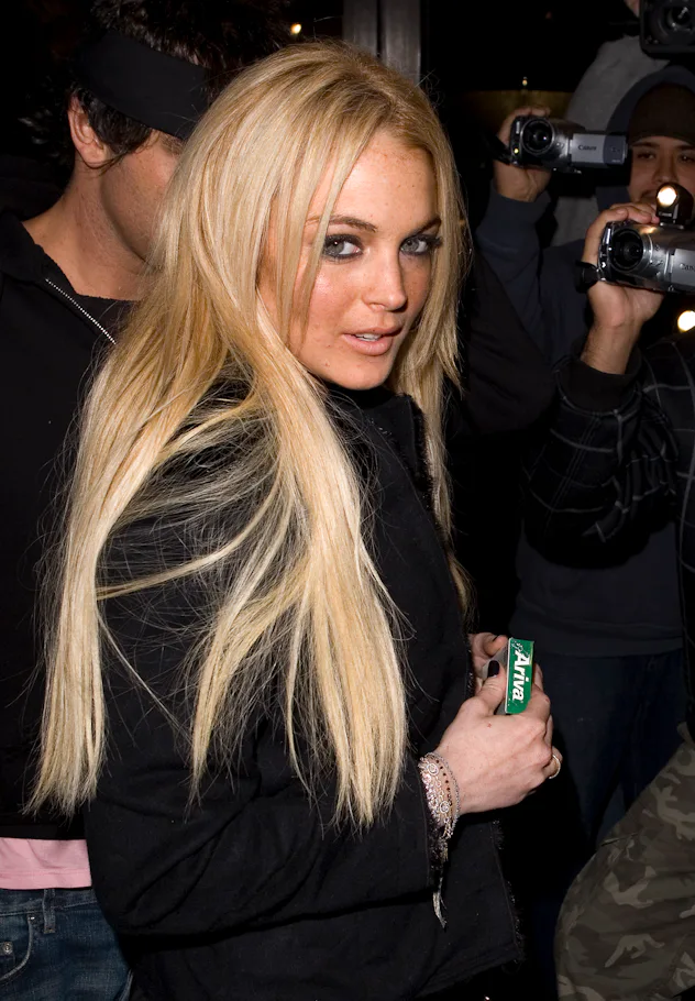 10 Early 2000s Party Girl Beauty Looks That Defined The Era