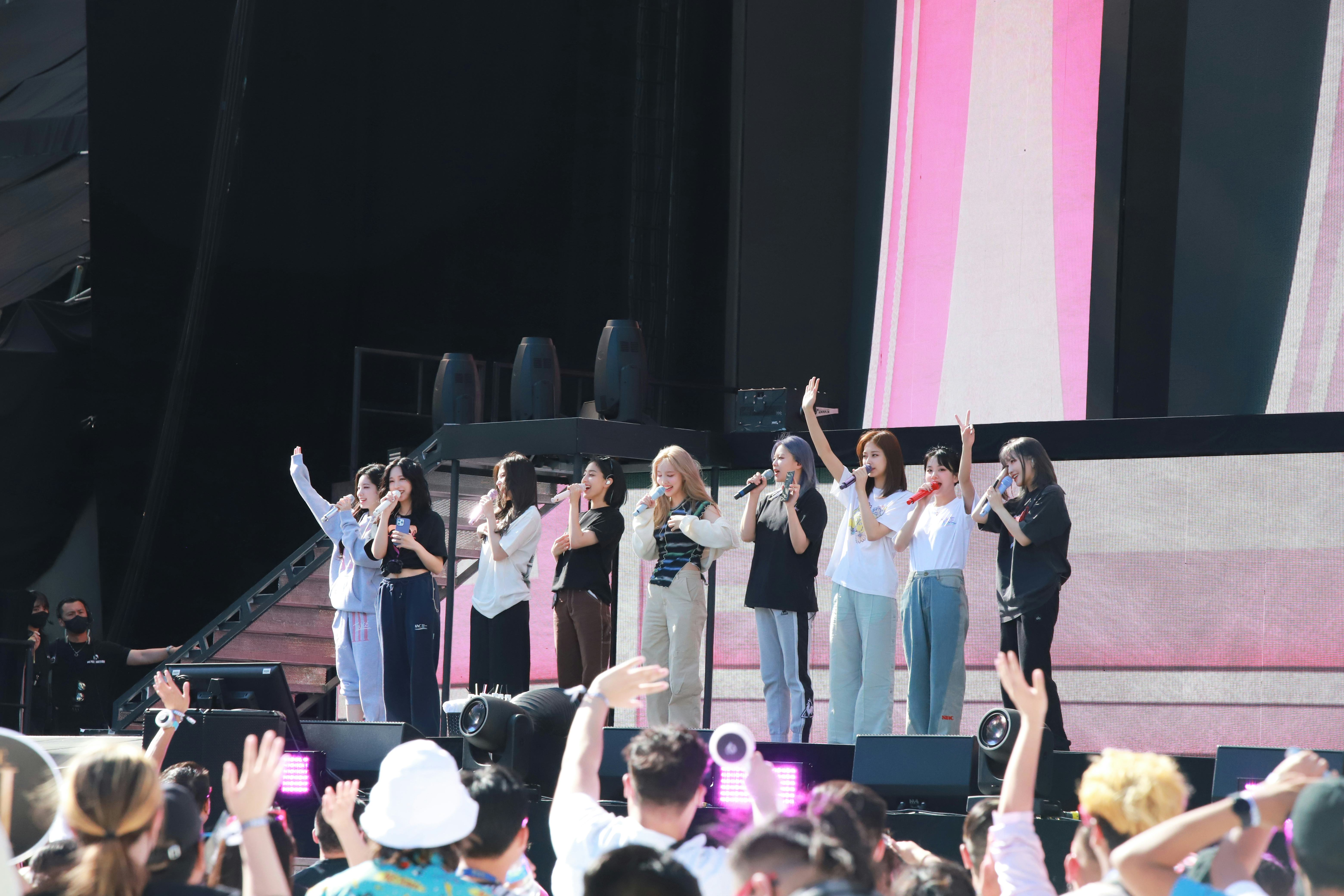 Behind-The-Scenes Of Twice's 4th World Tour III