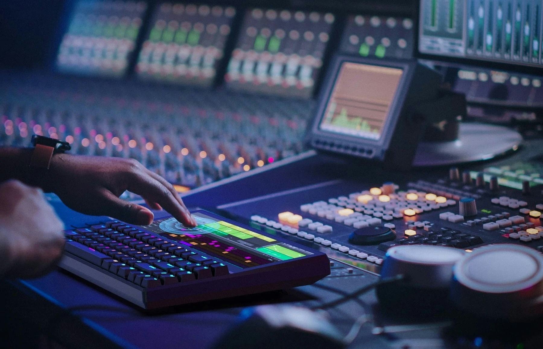 This mechanical keyboard with a built-in touchscreen is excess done right