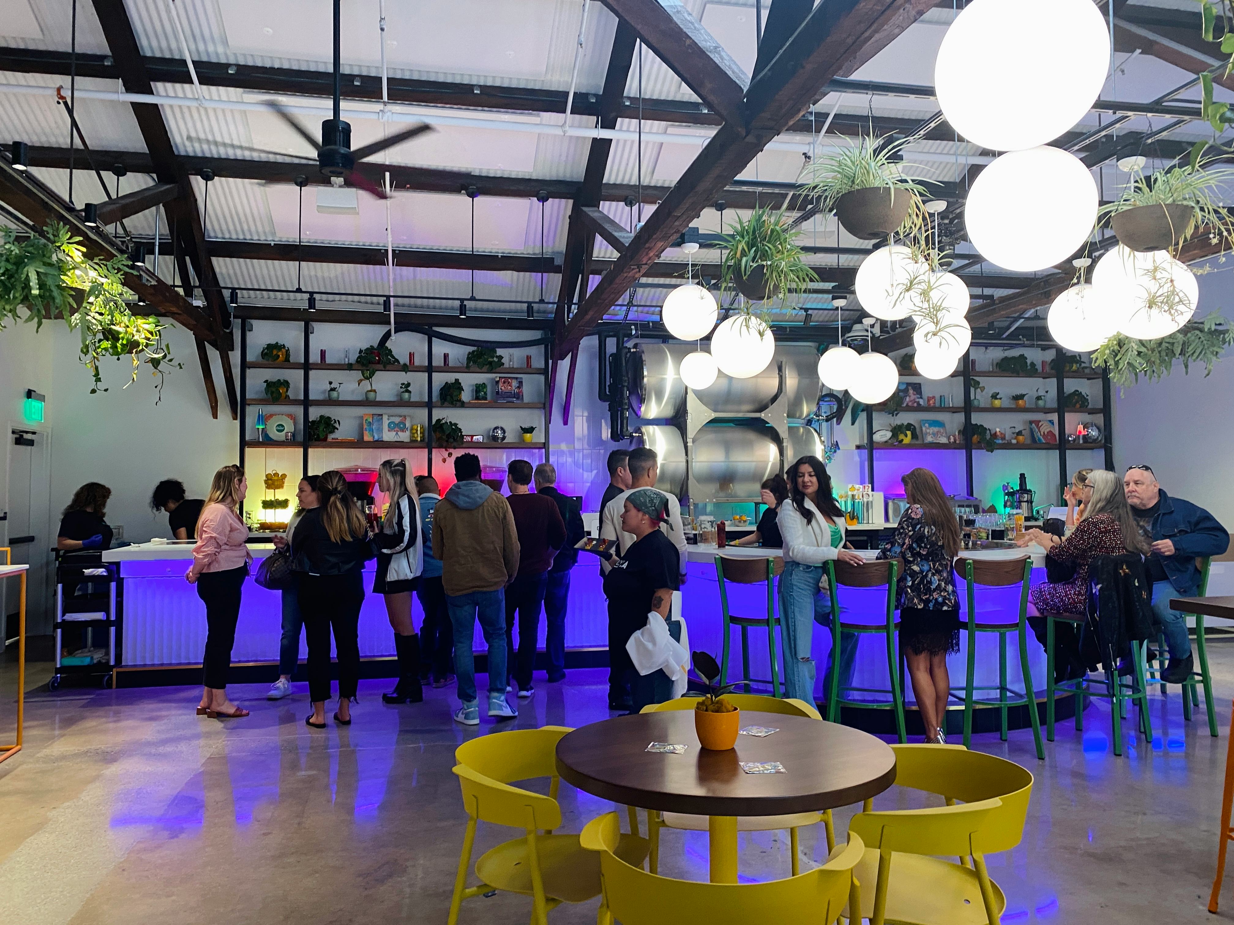 The Truly LA Taproom Has Insta-Worthy Drinks & Decor For A Hard Seltzer ...