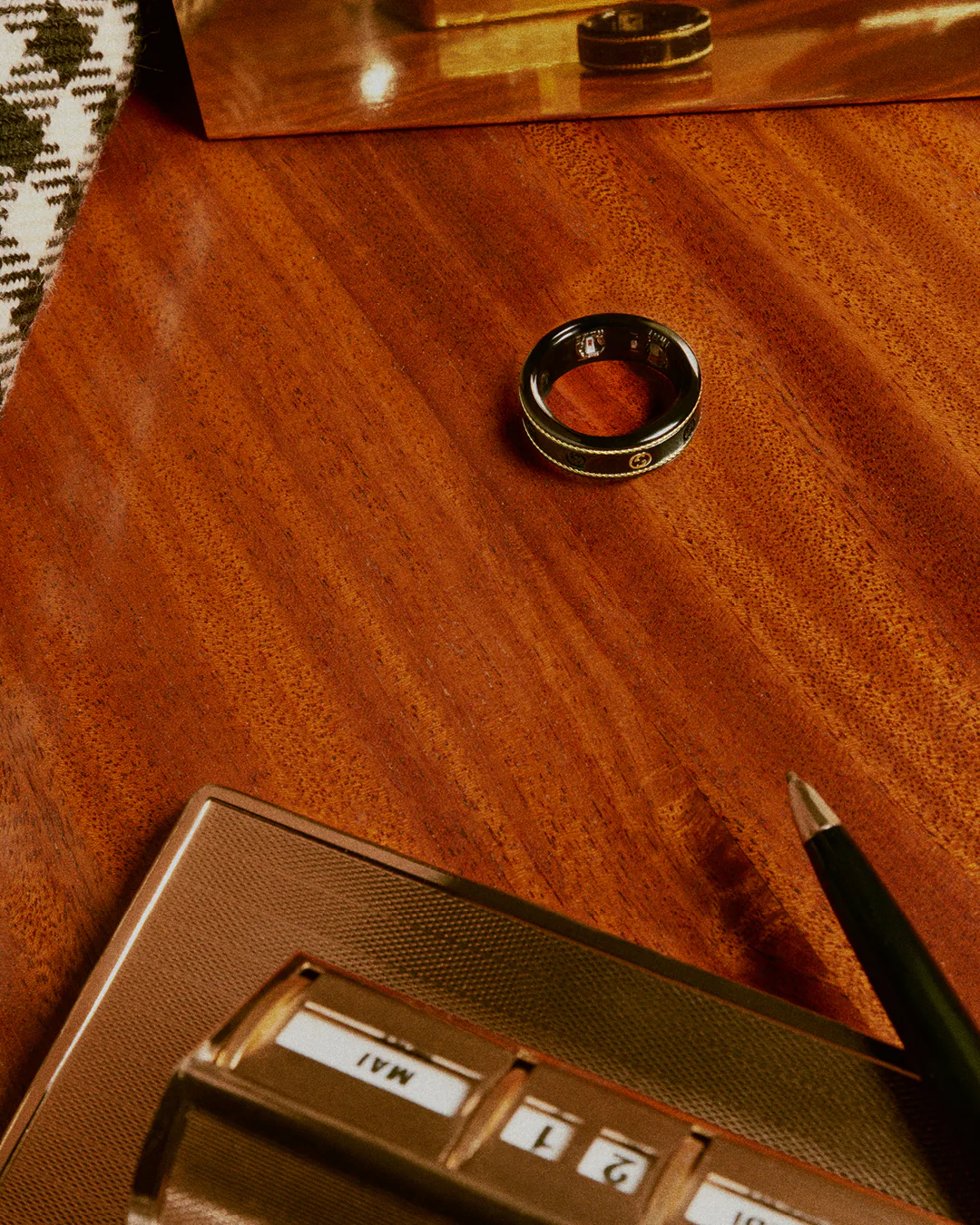 Gucci and Oura's 18K smart ring is a collab that needed to happen