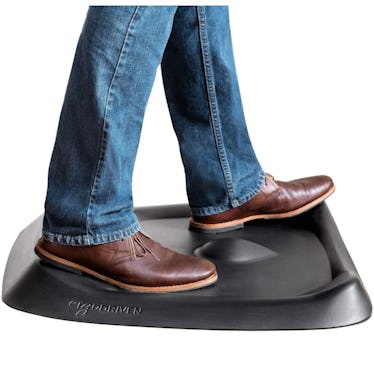 The 12 best standing desk accessories