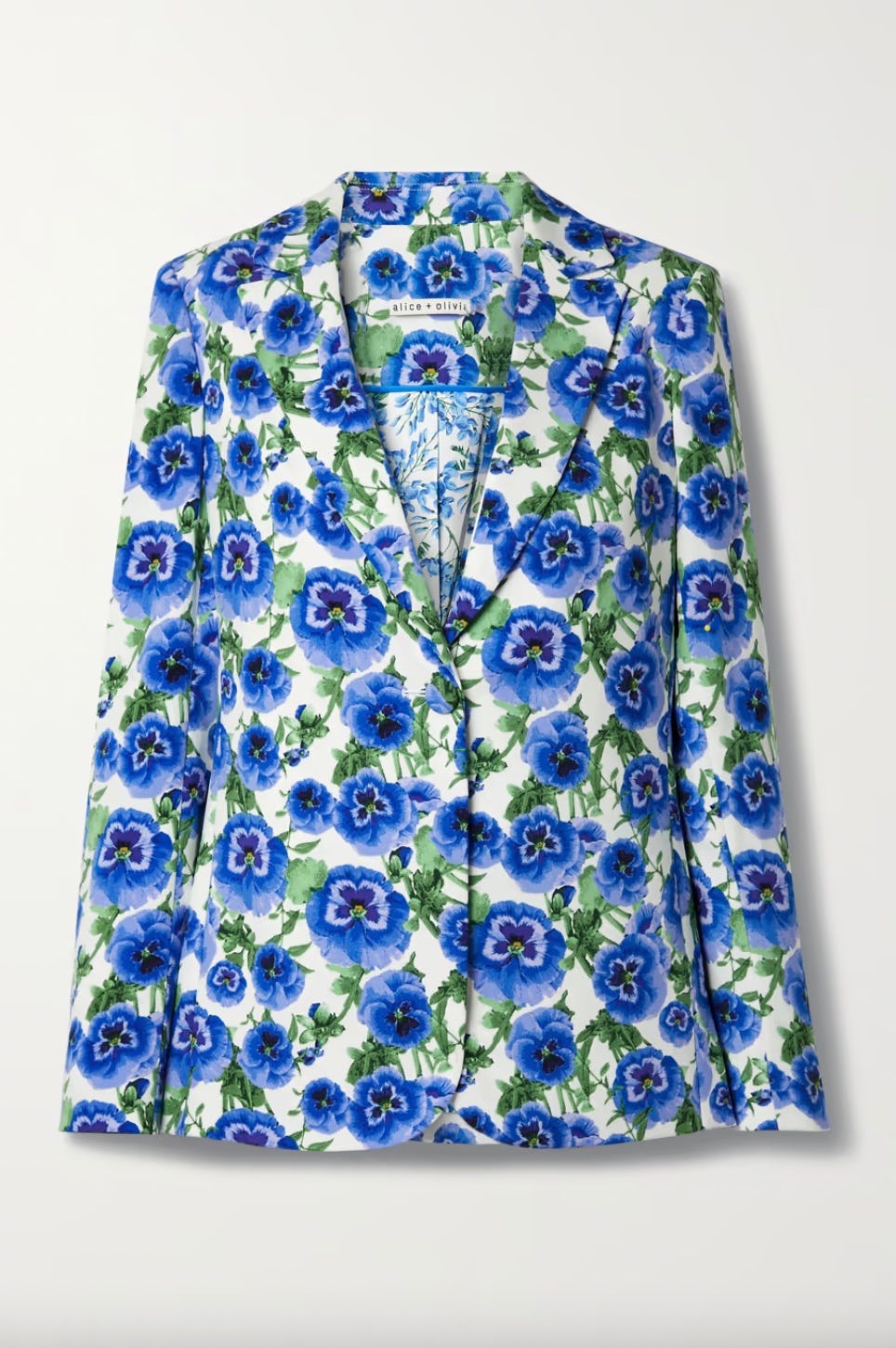 Blazer & Bra Outfit Combos To Try This Summer