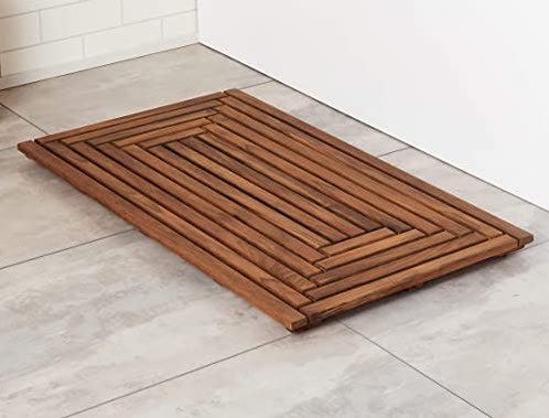 The 7 Best Wooden Bath Mats