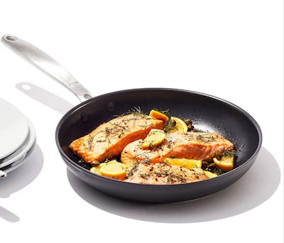 The 6 Best Pans For Oil-Free Cooking