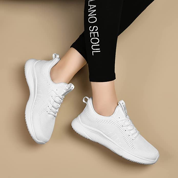 30 Cute, Comfy Walking Shoes That Are Super Gentle On Your Feet ...