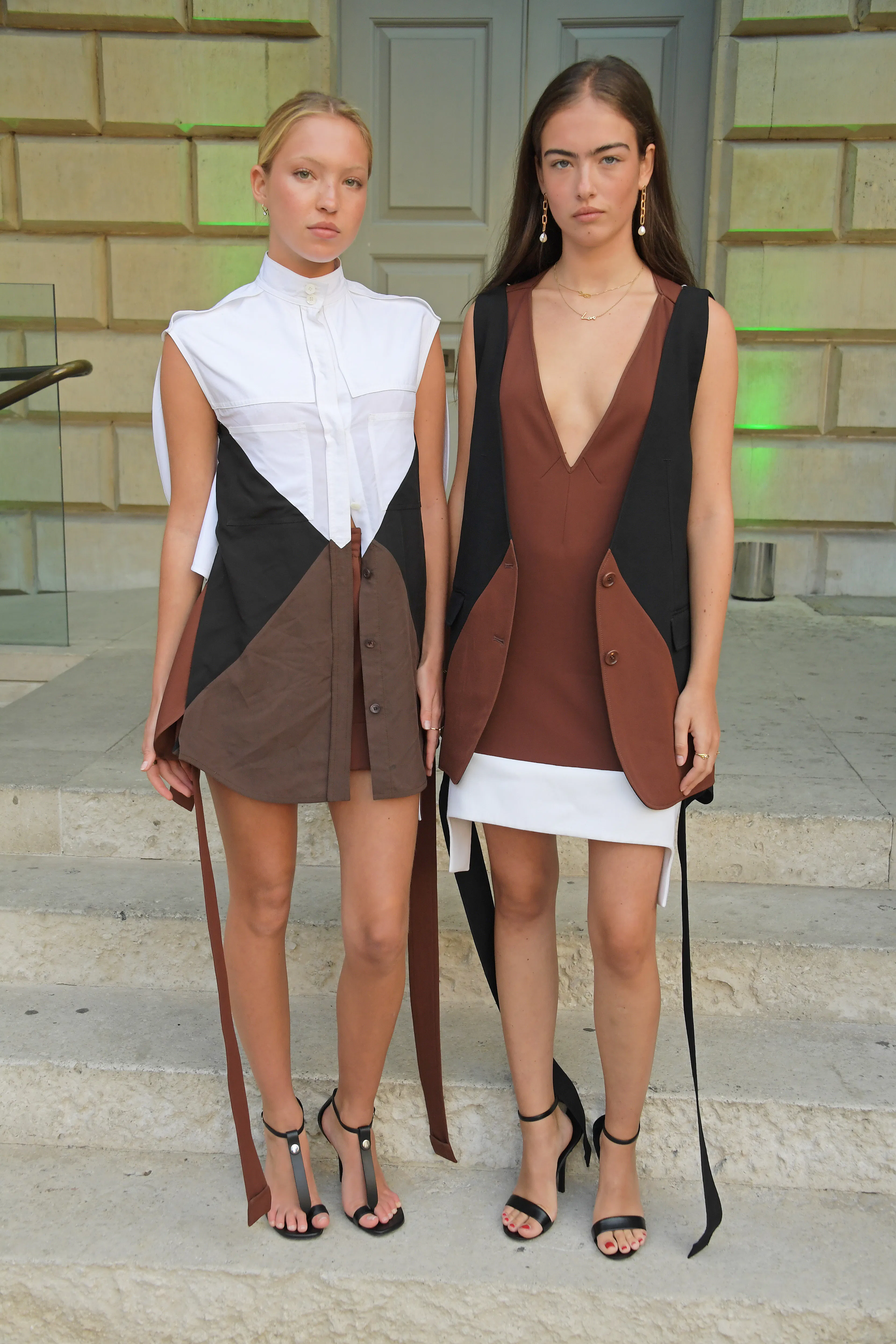 Lila Moss And Stella Joness Latest Matching Moment Is Very The White Lotus