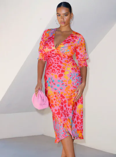 The 21 Best Mid-Size Fashion Brands, According To A Fashion Editor