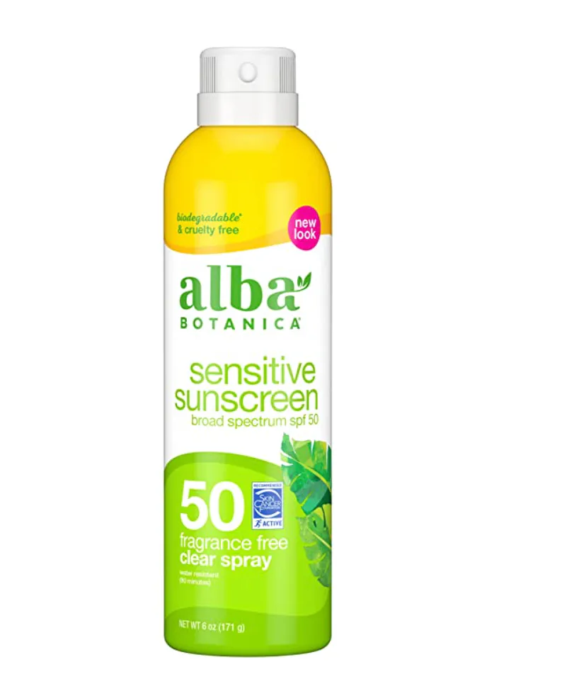 Oil-Free Sunscreens Can Be The Solution To Clogged Pores & Acne