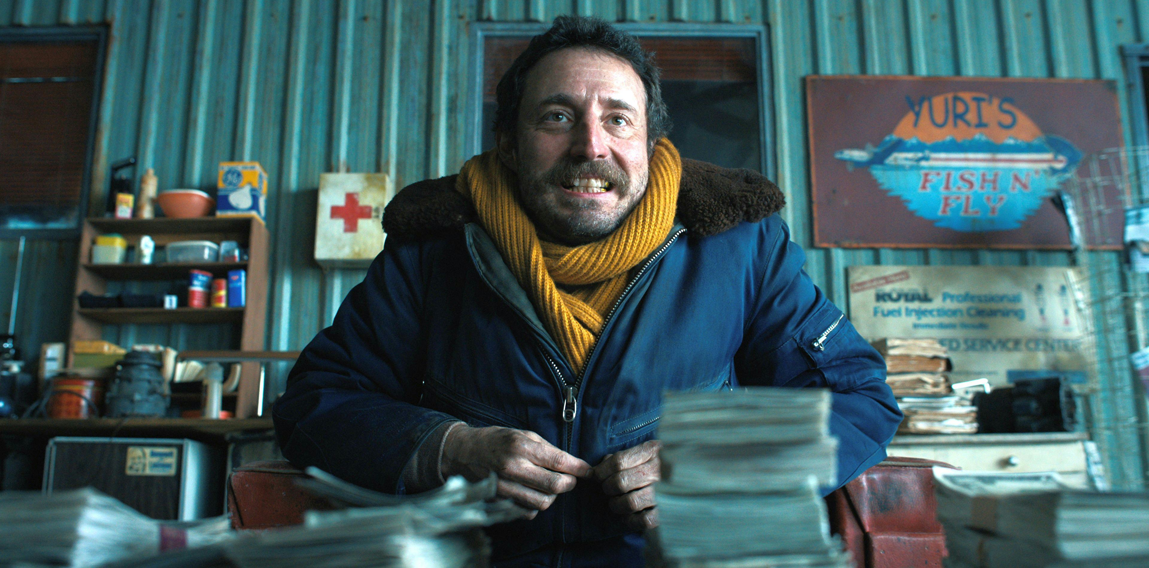 9 'Stranger Things 4' Behind-The-Scenes Facts