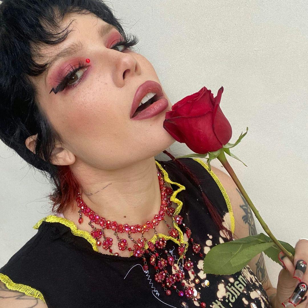 12 Of Halsey's Makeup Looks That Are True Works Of Art