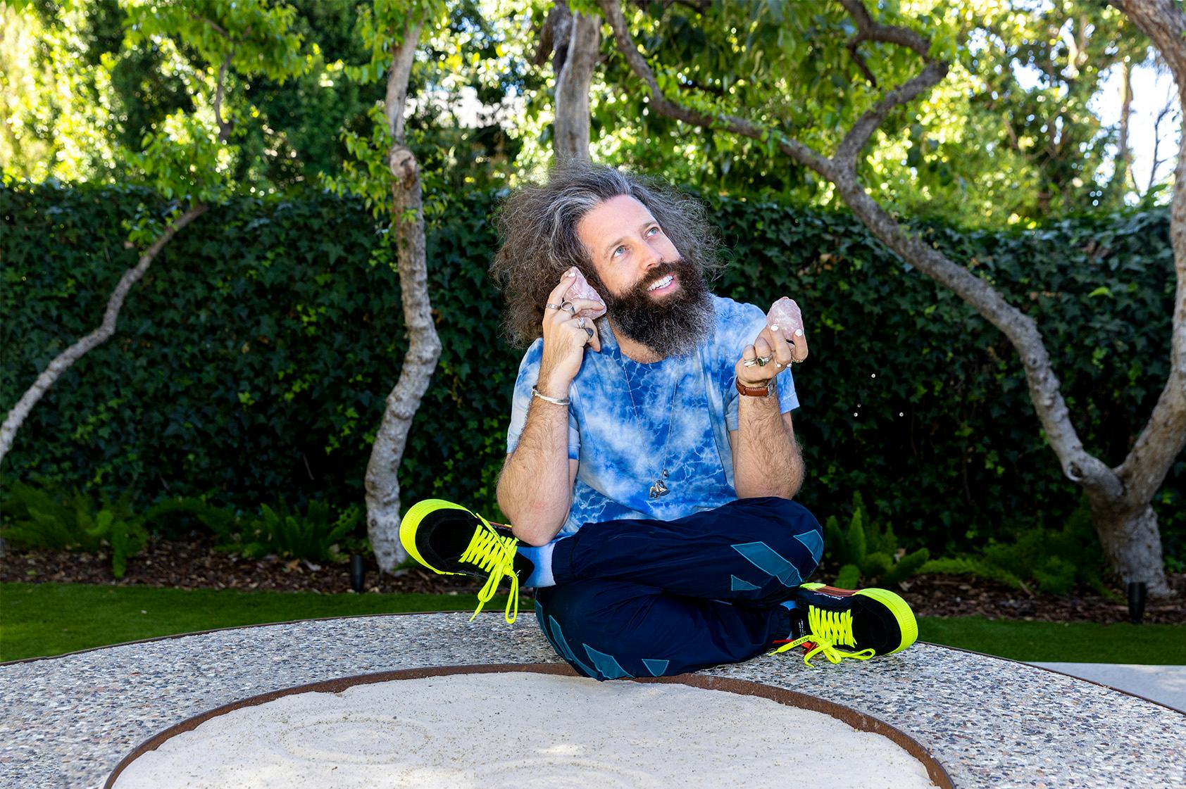 Elan Gale On 'FBoy Island,' 'The Bachelor' & The Secrets To Reality TV