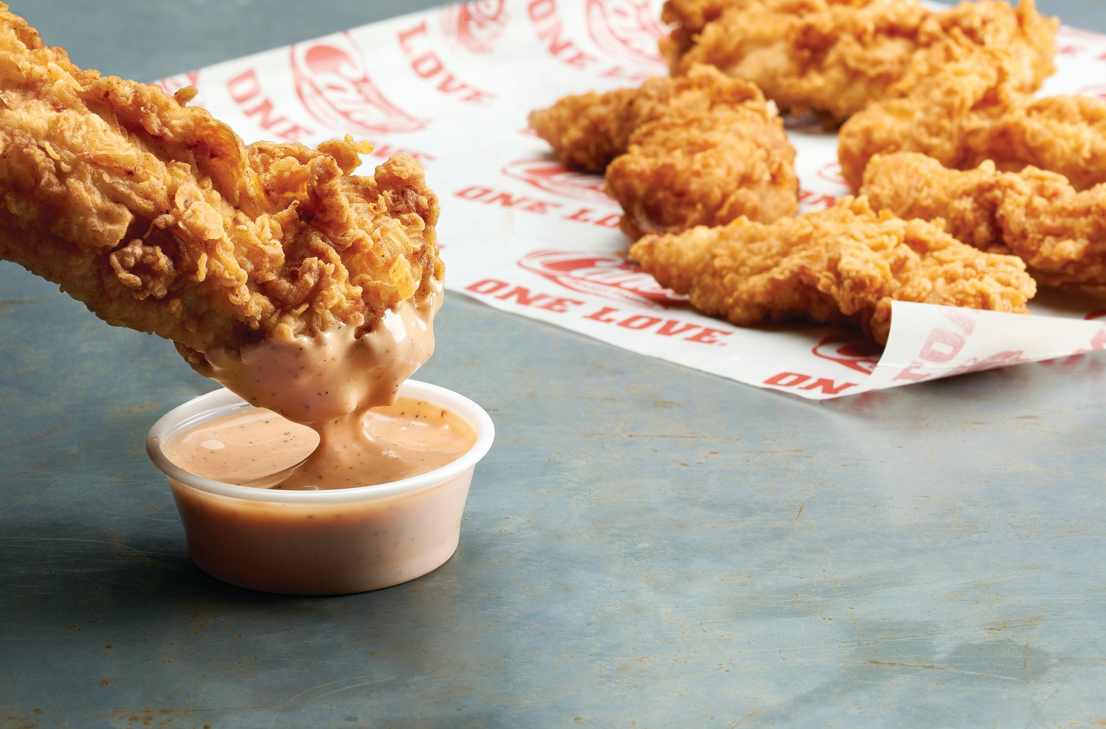 7 National Chicken Finger Day 2022 Deals: Raising Cane’s, Wendy’s, & More