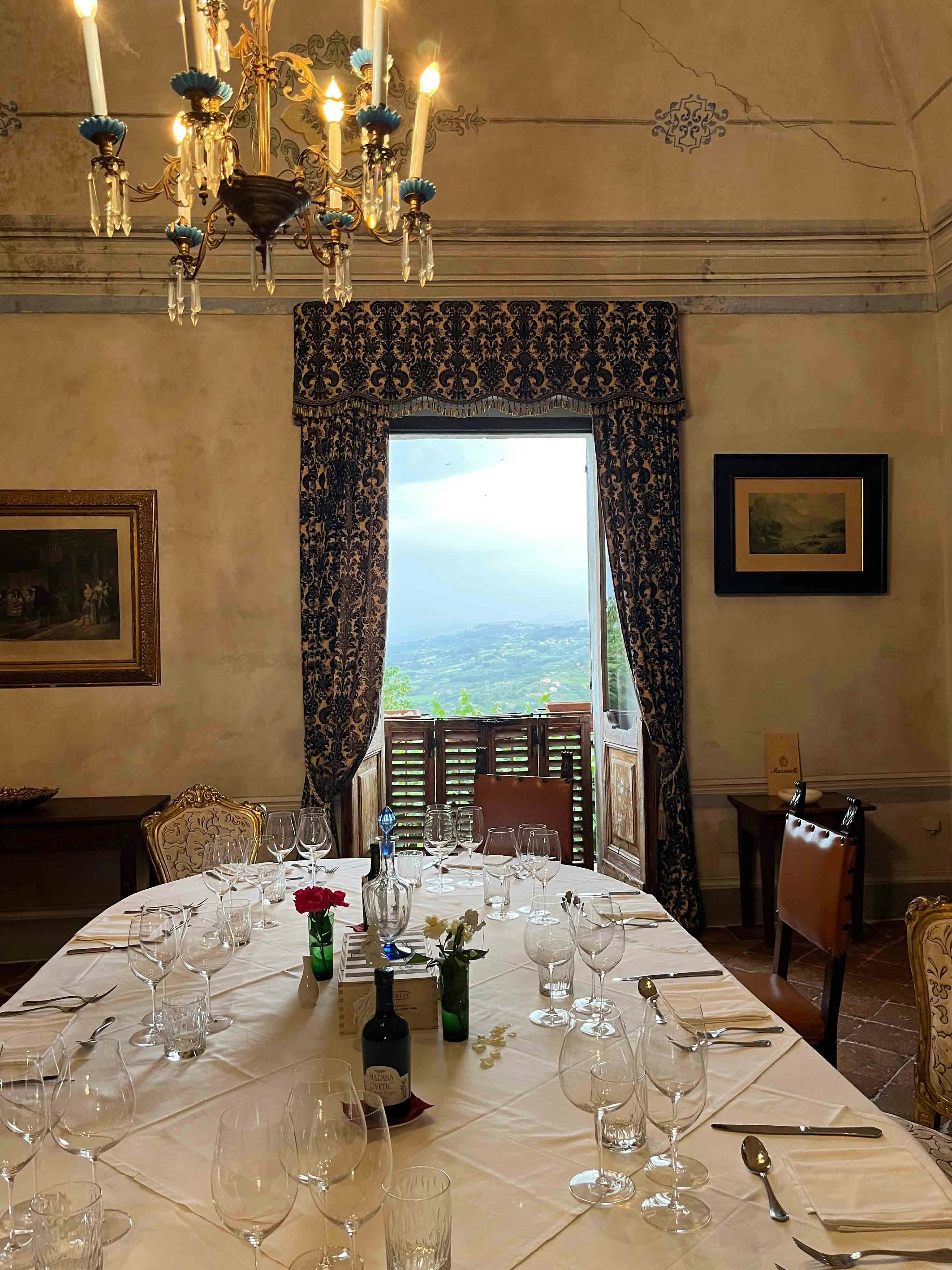 Italian Home Decor Ideas That'll Turn Your Space Into A Tuscan Villa