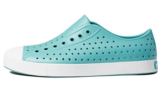 10 Shoes Similar To Crocs