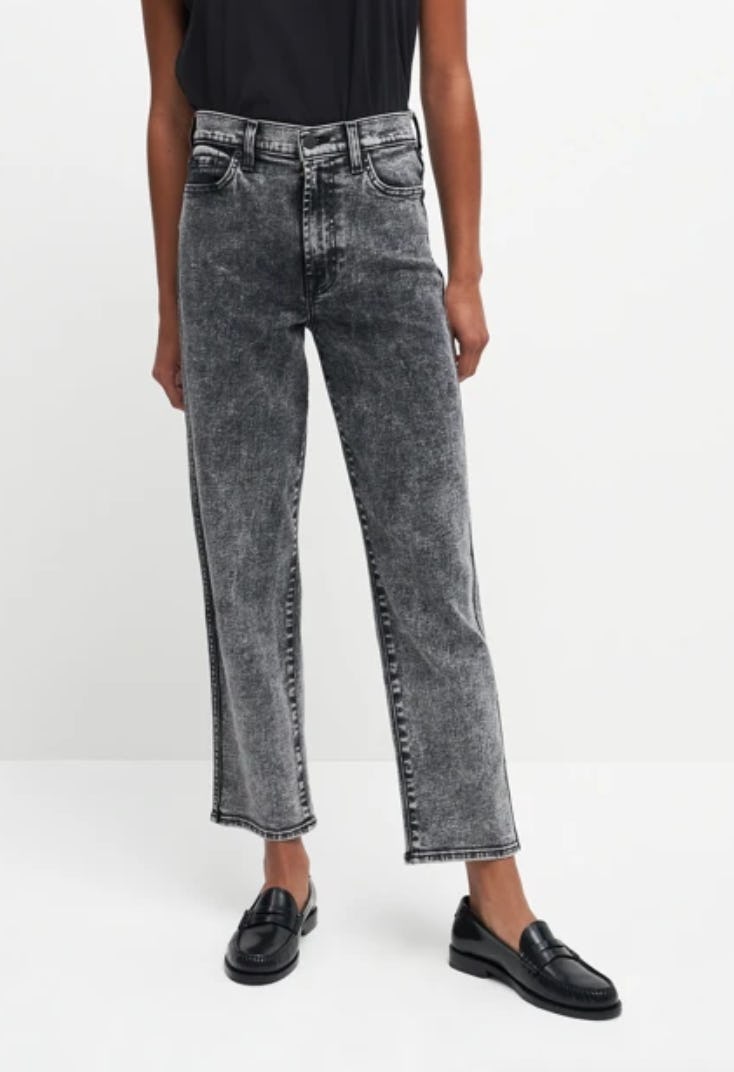 The Acid Wash Denim Trend Is Back — And It's Street Style-Approved