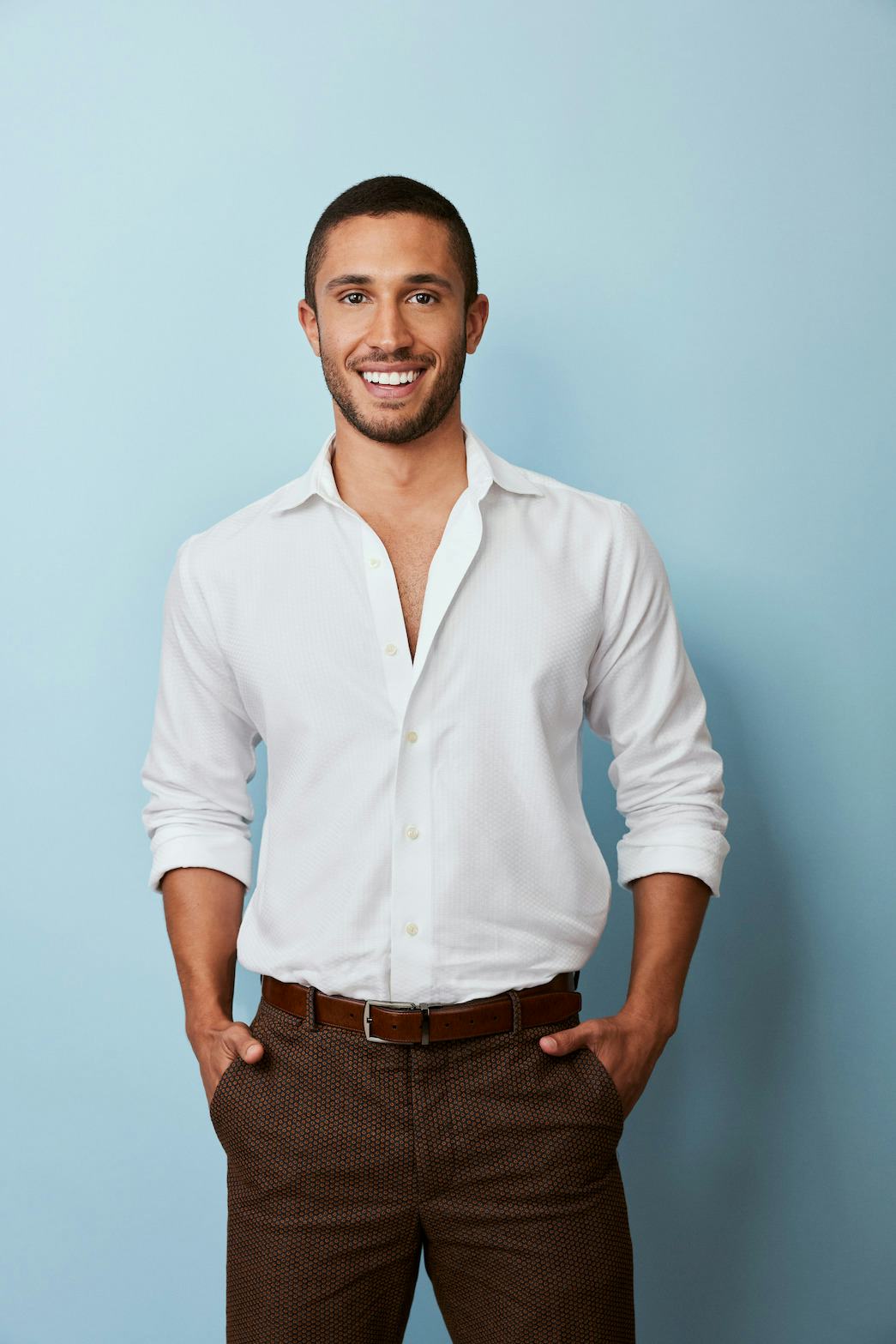 'Selling The OC's Cast: Instagrams, Ages, Facts