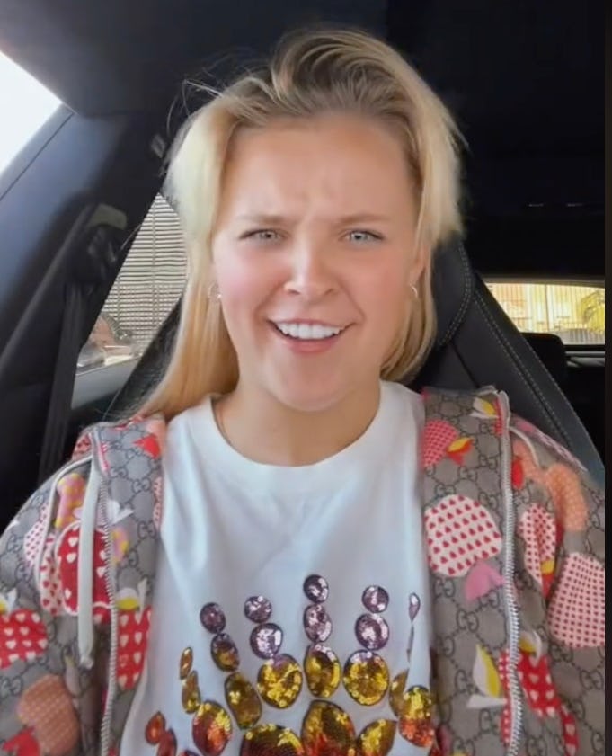 JoJo Siwa's "Mullet Daddy" Hairstyle Broke The Internet With Just 2 TikToks