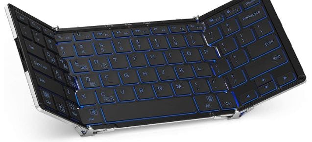 The 8 Best Keyboards For Long Nails